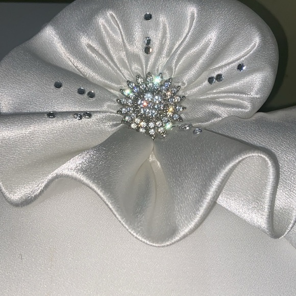 Ms. Divine | Accessories | Beautiful Snow White Dresschurch Hat By Ms ...